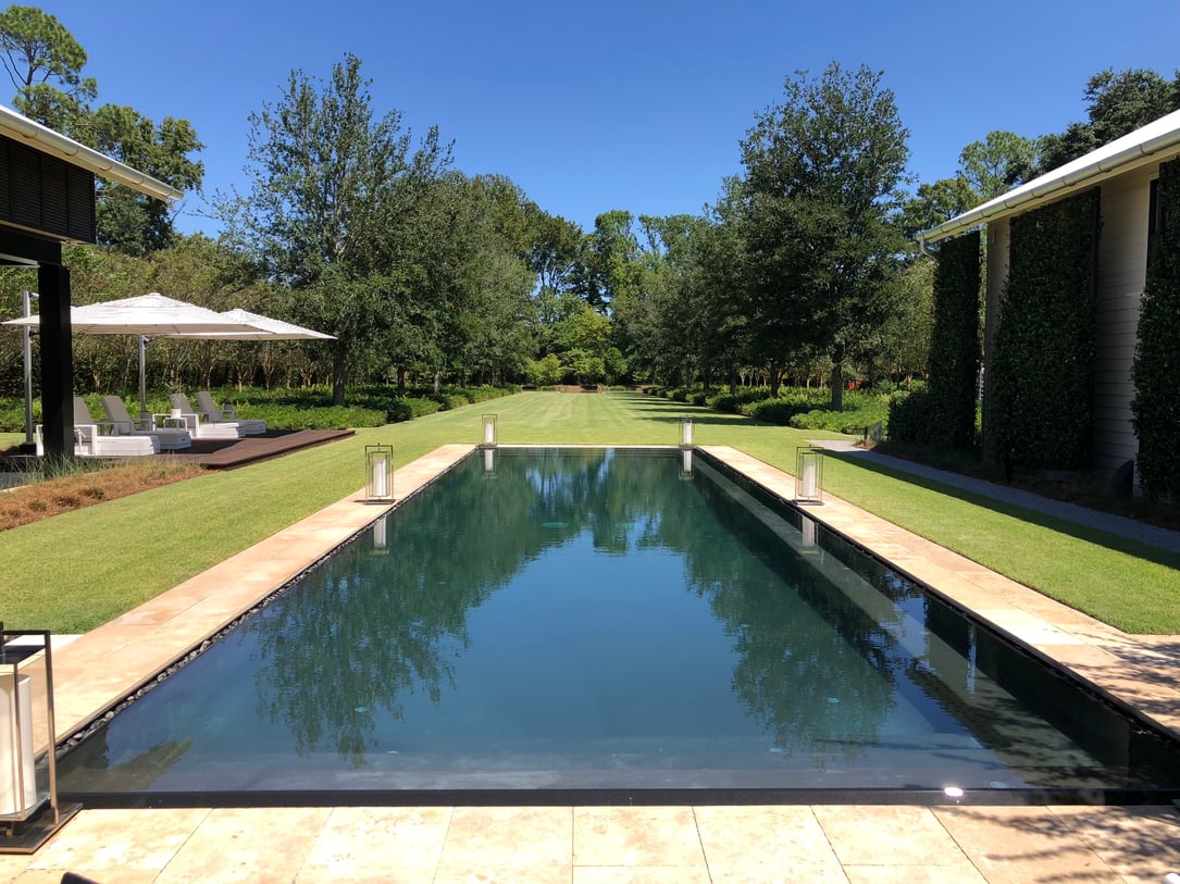 Baton Rouge Backyard Pool Designs: Perimeter Overflow Pools