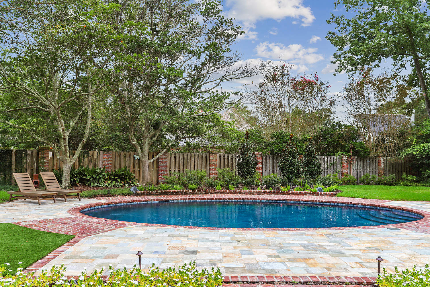 White Quartzite Pool in Baton Rouge | Baton Rouge Custom Pools